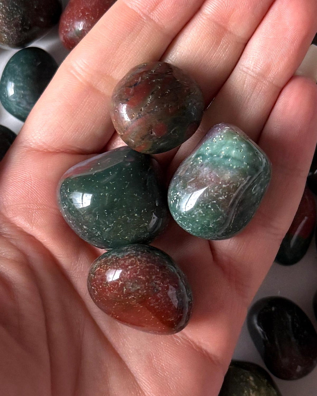 Bloodstone Tumbled Stone – Sole Luna