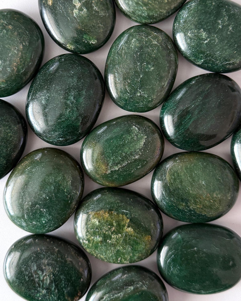 Dark Green Aventurine Palm Stone – Sole Luna