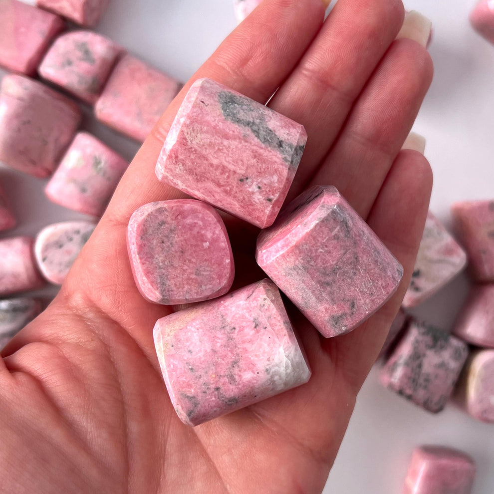 Peruvian Rhodonite Tumbled – Sole Luna